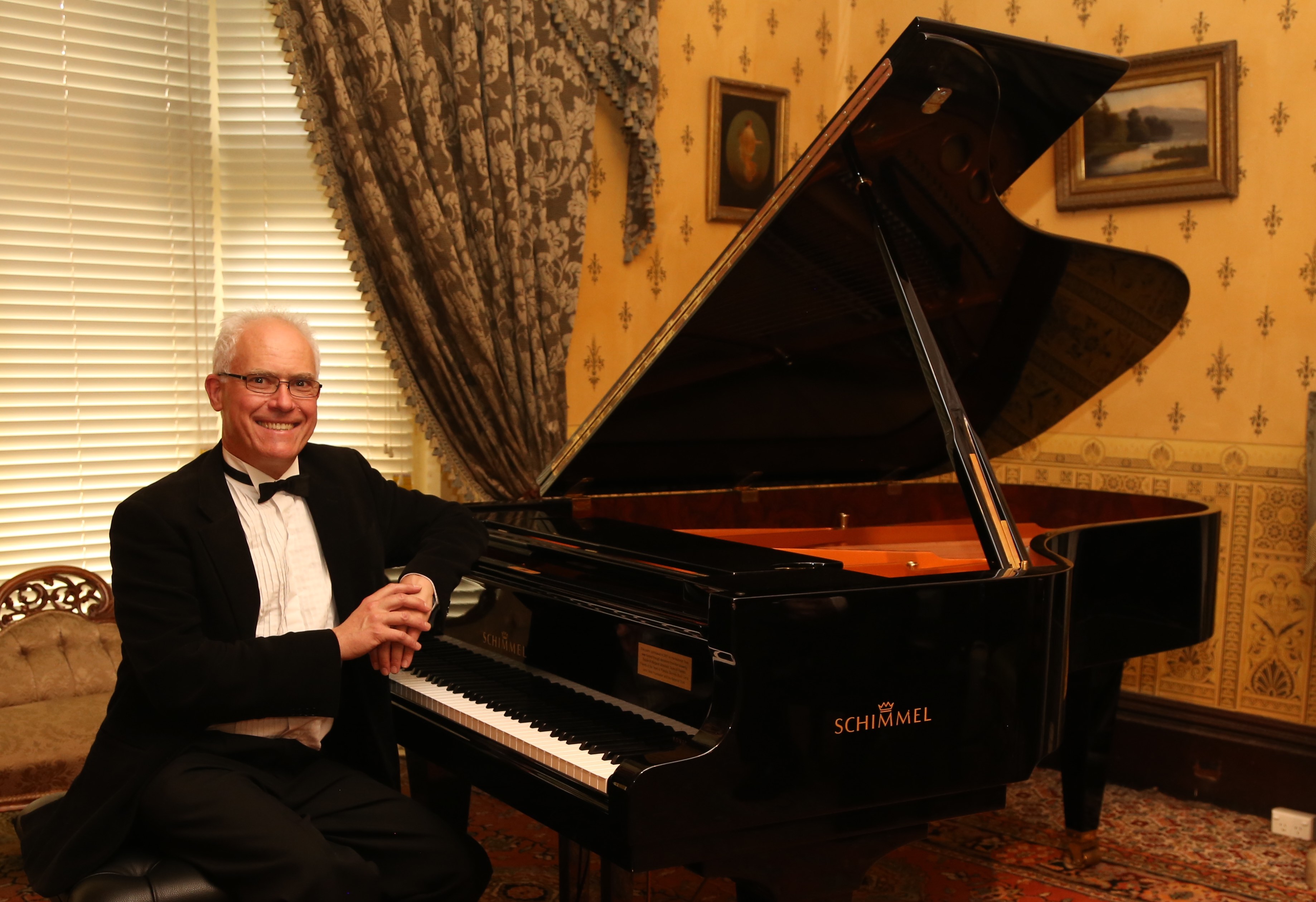 Classic Music in Historic Venues - Team of Pianists